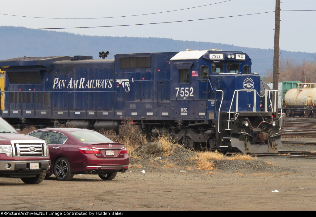 MEC 7552, ex CSX 7552, in new Pan Am paint